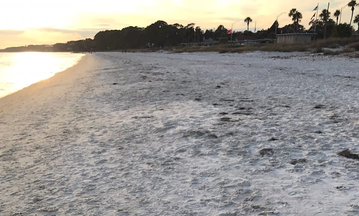 5 Min From The Beach! - Carrabelle, FL
