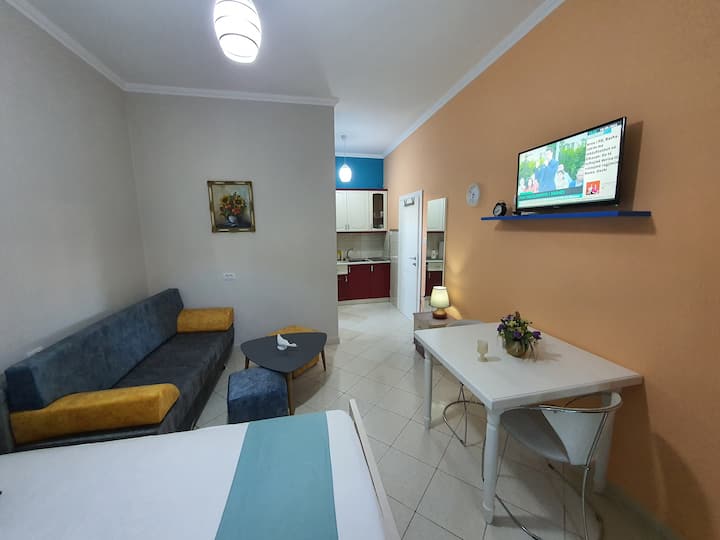 Durres Dhoma 102 - Durazzo