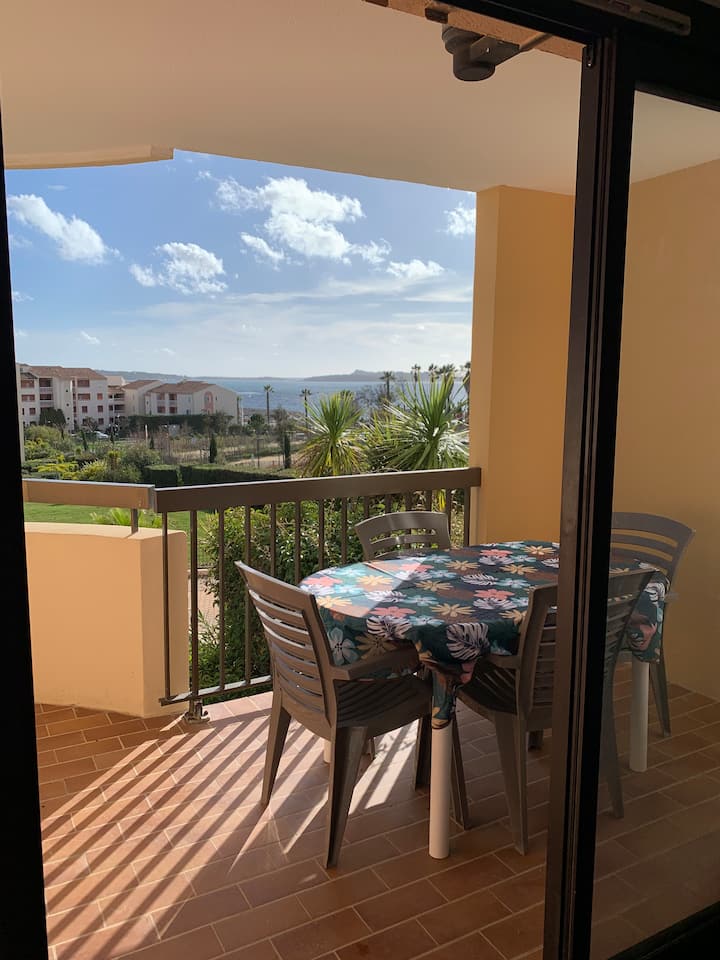 Appartement 4 Personnes Piscine, Clim Et Vue Mer - Sanary-sur-Mer