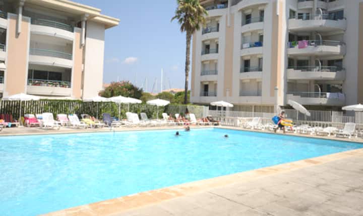 A 2' De La Mer, Parking ,Tt à Pied ,Sur Le Port. - Saint-Aygulf