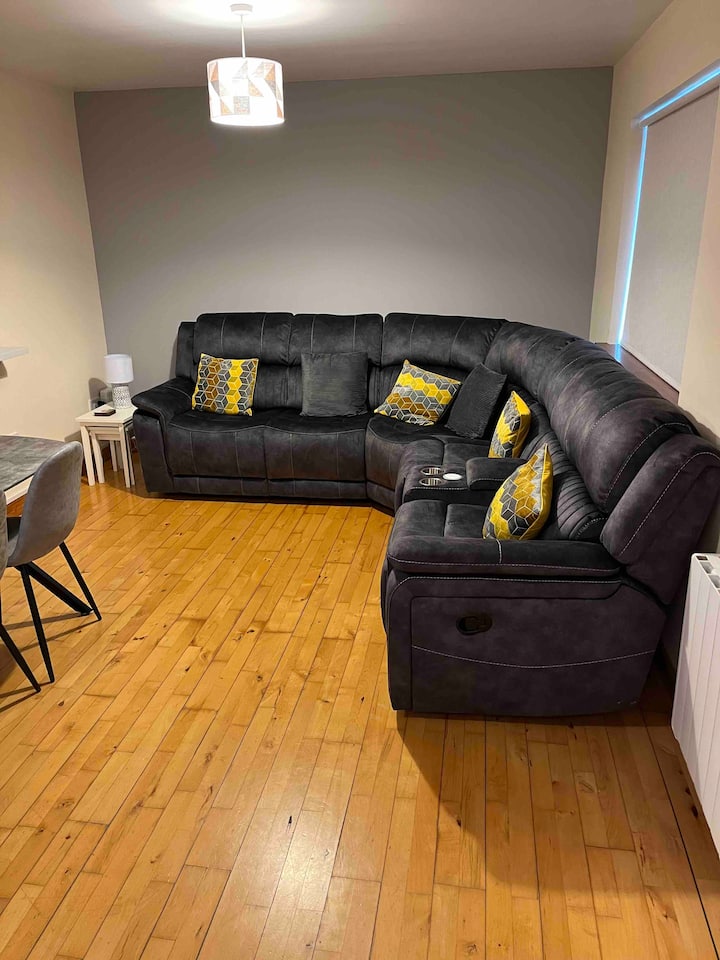 Cosy Picturesque Villa With Bay View - Youghal