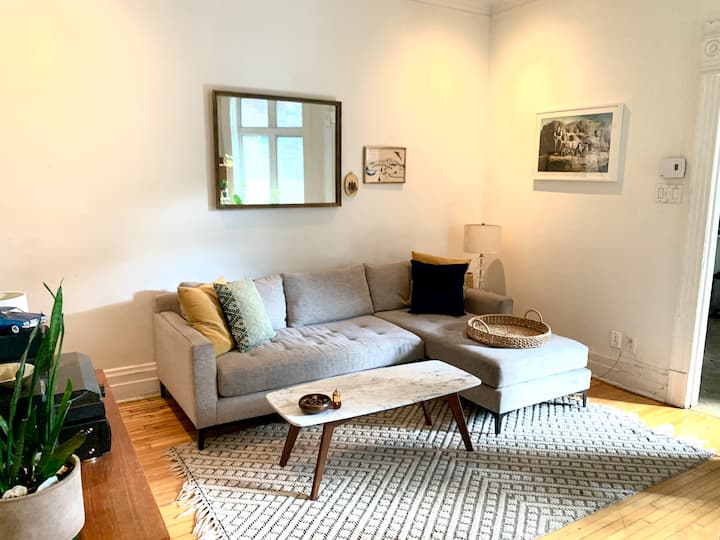 Grande Chambre Dans Nid Douillet, Cœur Du Plateau - Montréal, QC