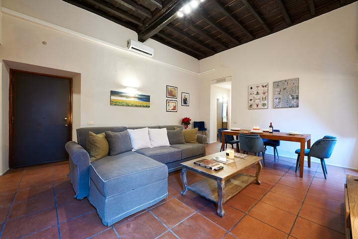 The Artist Apartment - Rom