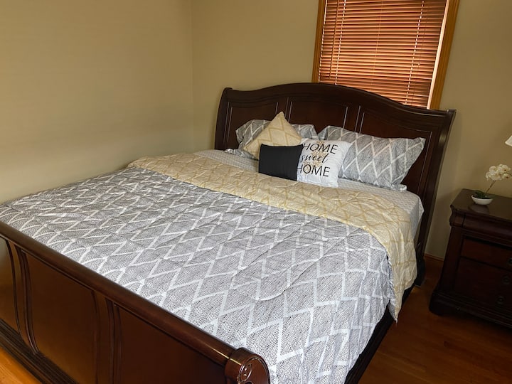 Cozy - Home Away From Home 2 - Andover, MA