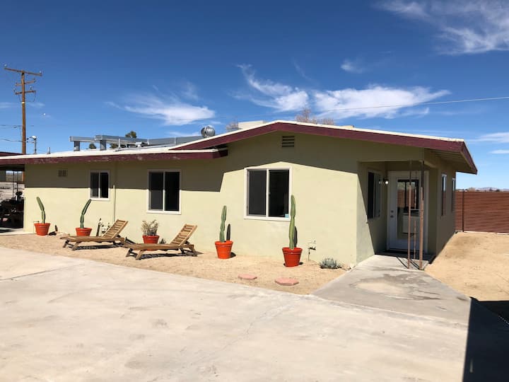 70's Desert House - Joshua Tree, CA