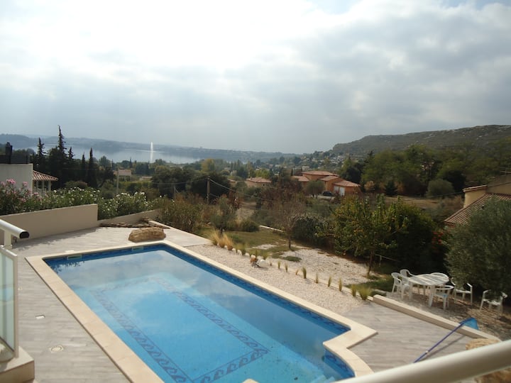 The View Flat - Istres