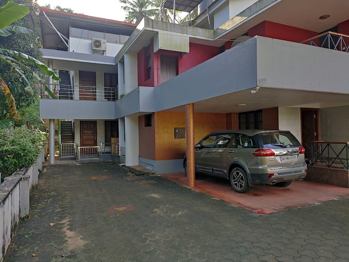 Newly Constructed Self Contained 1bhk Unit - 芒格洛爾
