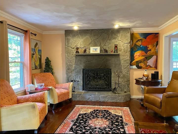 Large Roomy Home|quiet Safe Area|30 Min To Boston - Lowell, MA