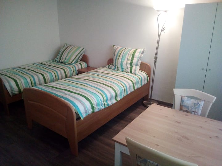 Gästehaus Paradieso (3zkb Voll Ausgestattet) - Flörsheim am Main
