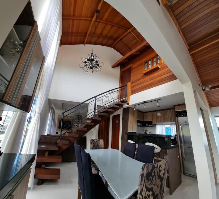 Casa Duplex 3 Quartos Praia De  Bombas - Bombinhas