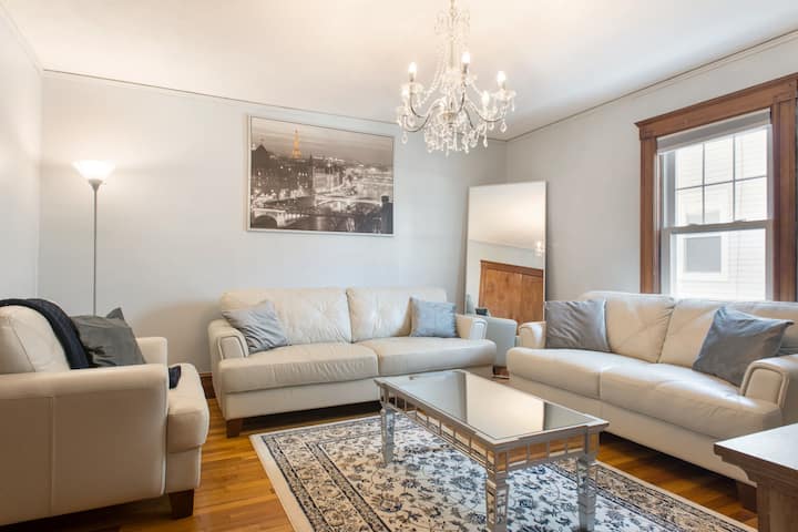Escape Noisy Boston In Modern/bright Privateroom - Newton, MA