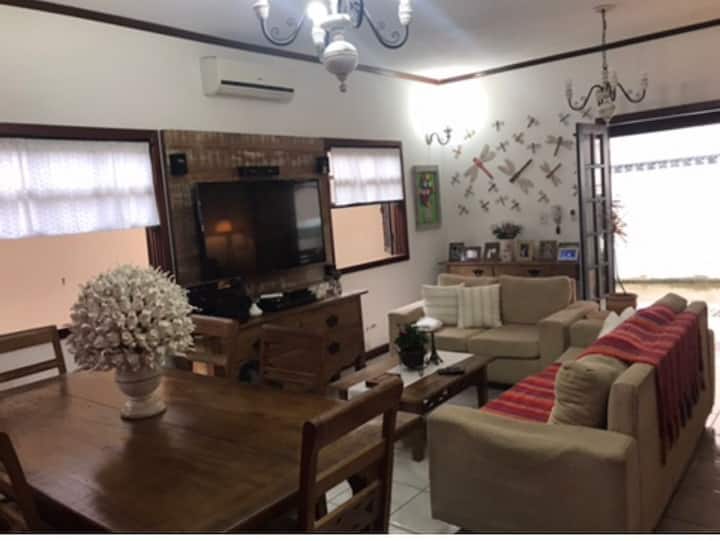 Casa Grande E Super Aconchegante. - Trindade