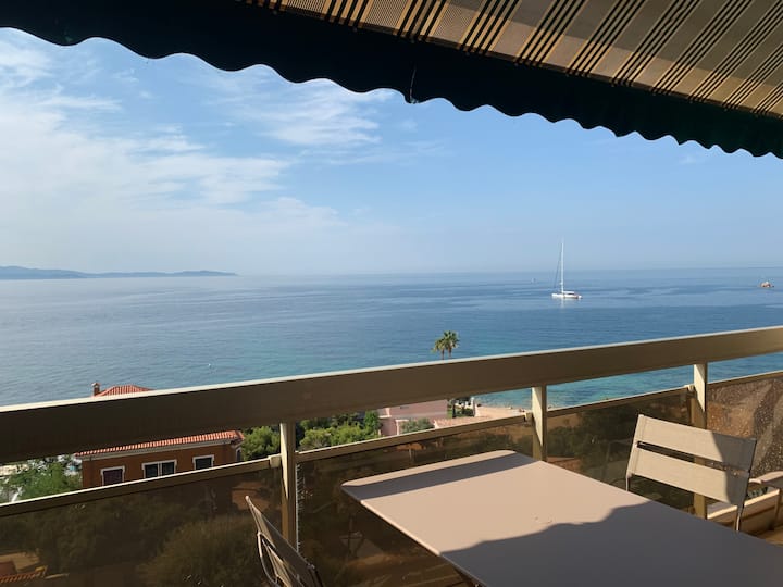 Appt 40m2 + Terrasse 10m2 . Vue Mer. Plage à 50 M - Ajaccio
