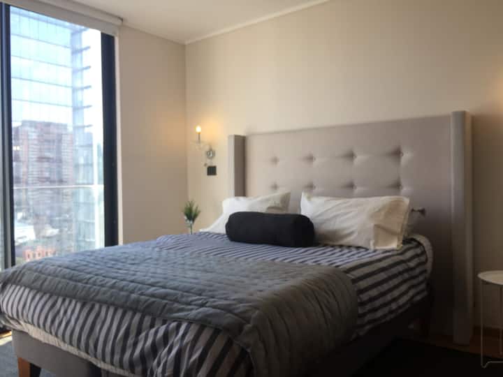 Maravilloso Dpto El Golf Las Condes En Piso 14!! - Las Condes