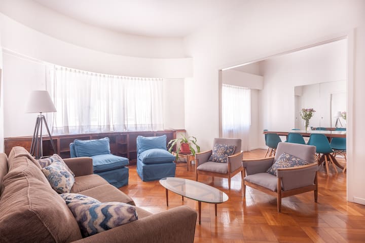Amplio Departamento Con Tres Cuartos - Buenos Aires