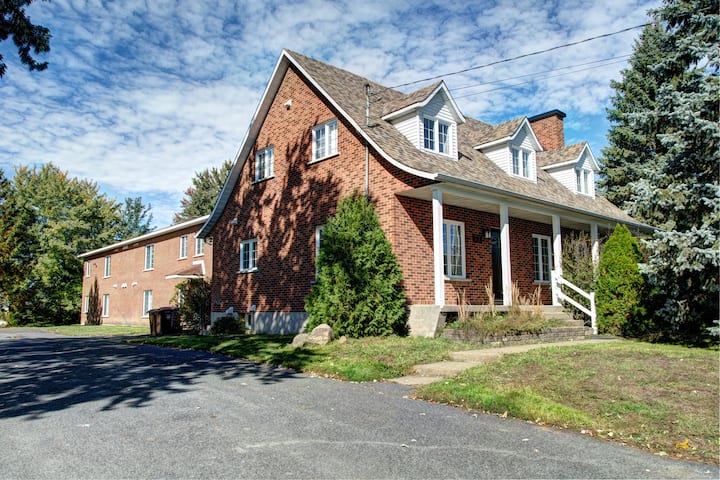Beautiful Big House In Saint-marc-sur-richelieu - Beloeil