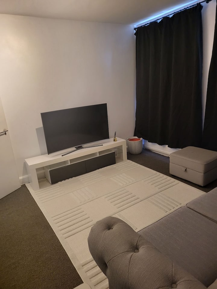 3 Bedroom Apartment In The Heart Of London. - Edgware