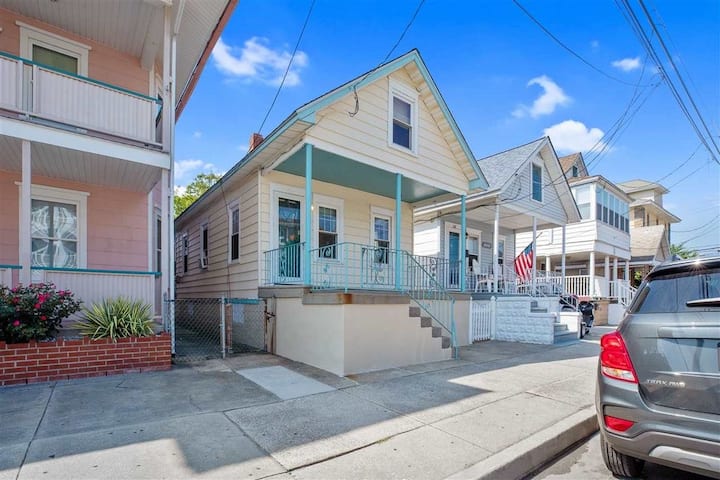 Beautiful Wildwood Beach House – 25+ To Rent - Wildwood, NJ