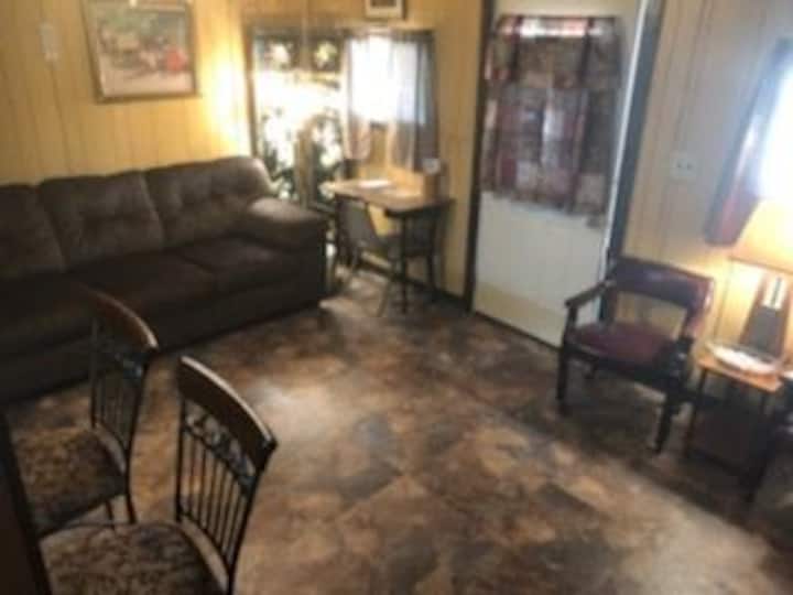 Darcies Country Living - Van, TX