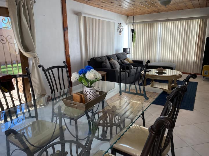 Beautiful House With Amazing Yard. - Rosarito