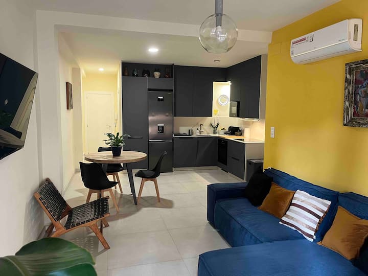 Modern Apartment In Heart Of City - スペイン バレンシア