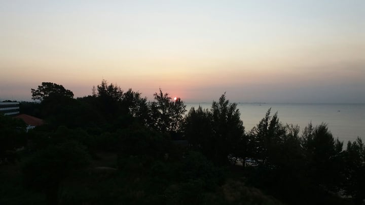 Payoon Garden Cliff Condominium - Rayong