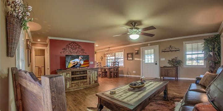 Lone Star Cabin No. 1 - Texas Hill Country