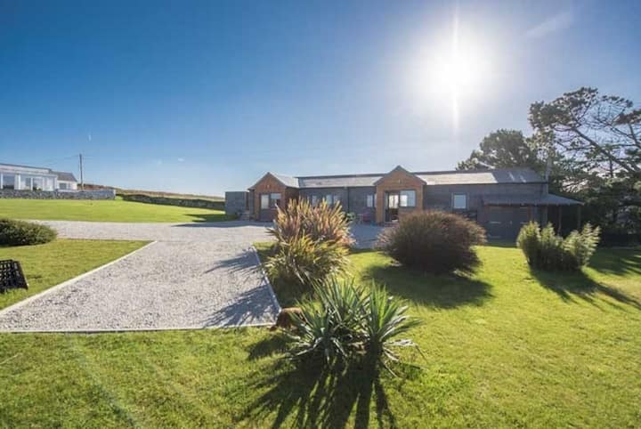 Sennen:hot Tub,log Burner,pool & Games Rm, Sw Path - Sennen