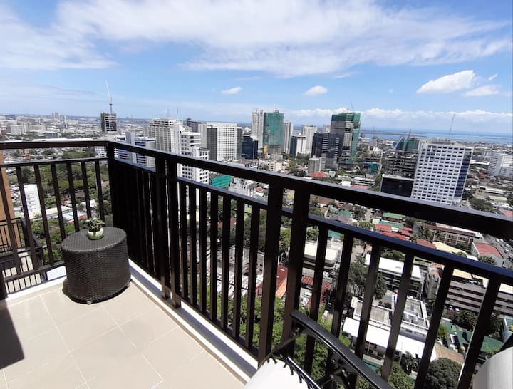 Lahug, Cebu City: Hi-rise Condo With Seaview - Cebu