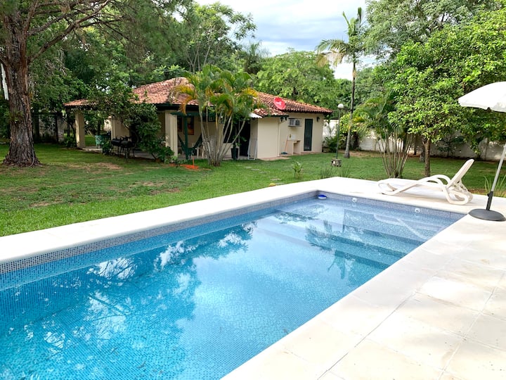 Casa Familiar En Sanber. Cómoda Y Con Amplio Patio - San Bernardino