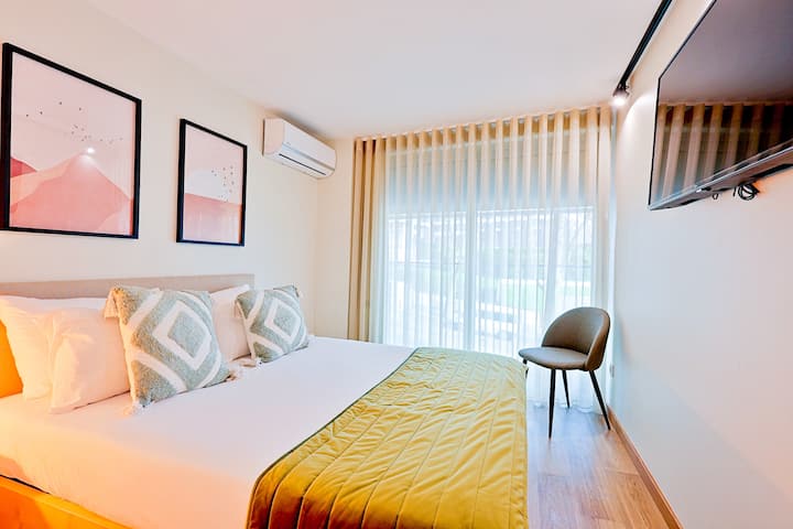 The Bella @ Cozy 2nd Floor Apa W/ac & Free Parking - Porto