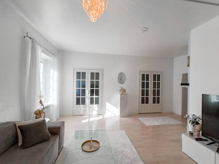 Arvohuoneisto Keskusta-alueella - Turku