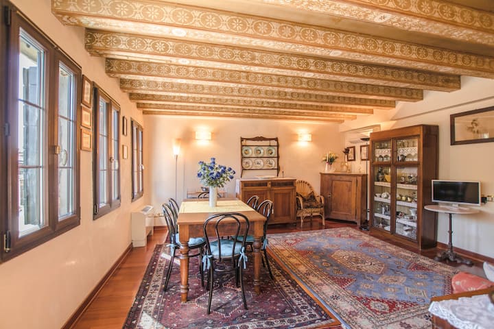 The Golden Tree, Apartment In Venice - Wenecja