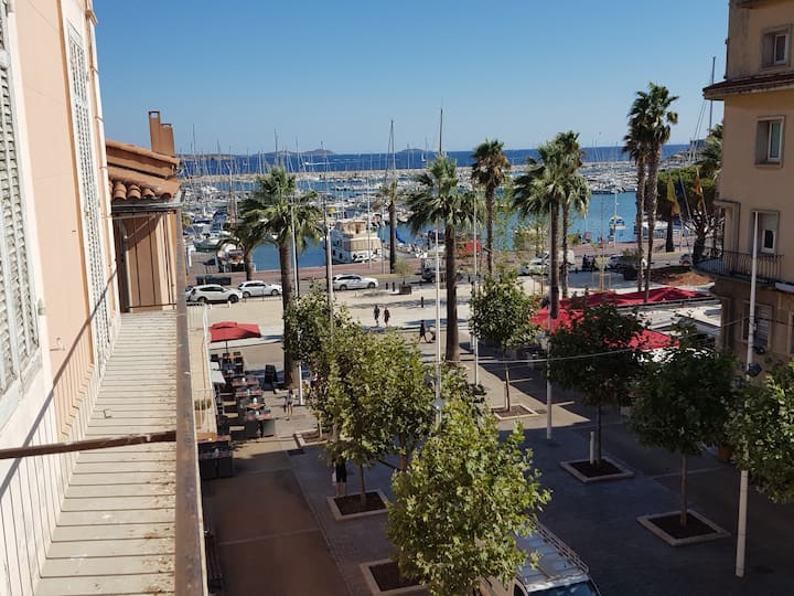 Appartement Tout Confort 65 M2 Plein Centre - Bandol