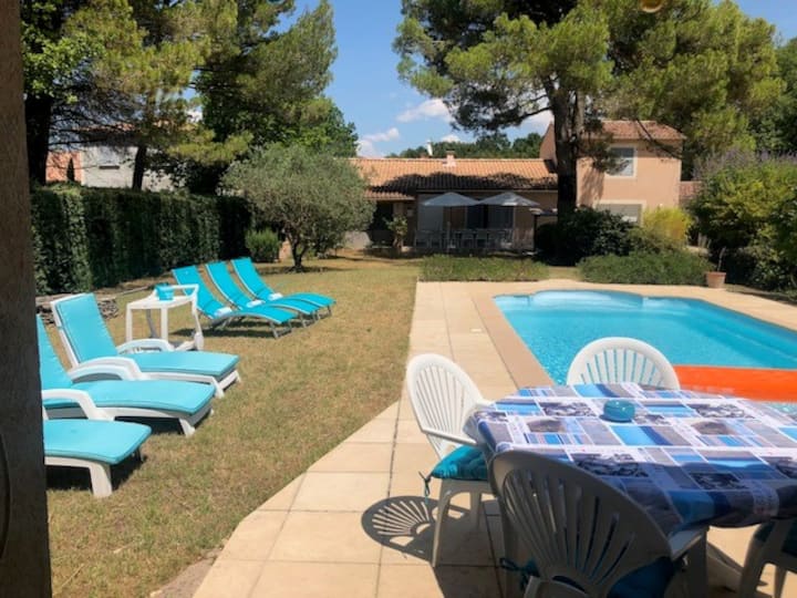 Mooie Rustig Gelegen Villa - Carpentras