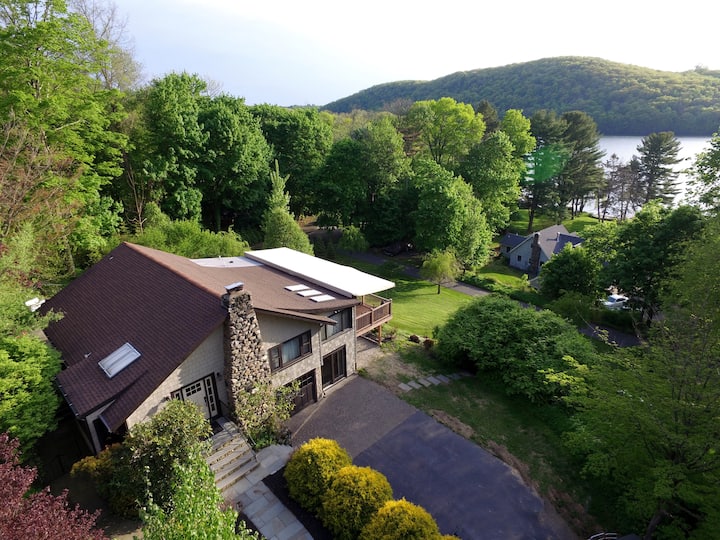 Lake Views And Sunset Evenings - Danbury, CT