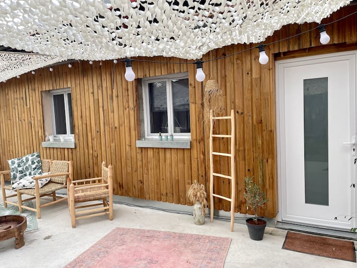 Dépendance Cosy Et Confortable Avec Extérieur - Casteljaloux