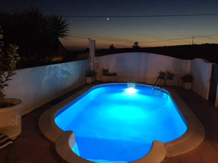 New!!! Yellow House Ericeira - Ericeira