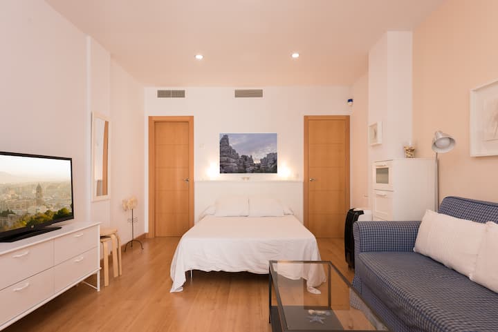 Unos Dias En Malaga At Bonito Y Moderno Loft 1ºc - Málaga