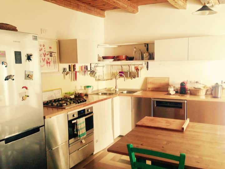 Private Room+bathroom - Historical Downtown - Cagliari