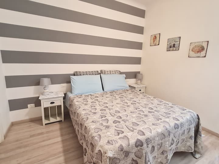 Silver With Private Bathroom - 5 Min From Station - La Spezia