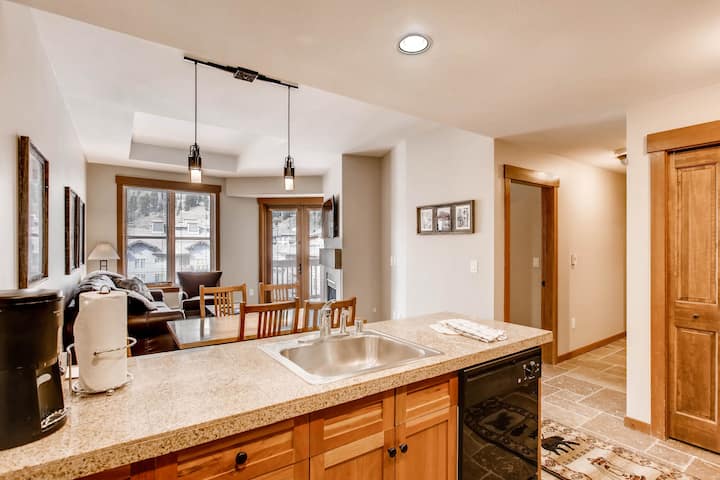 Ski In / Out Center Village Penthouse W / Hottub Para 10 Personas - Copper Mountain, CO
