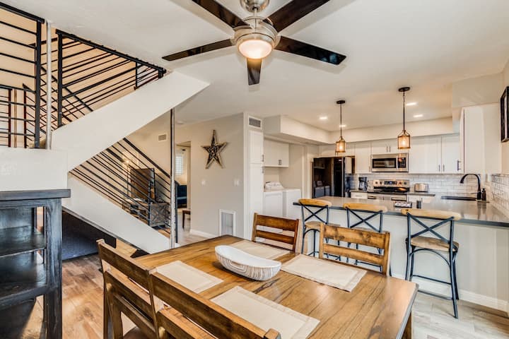 Walk To Old Town 3br/3ba Retreat W/sparkling Pool - Scottsdale, AZ