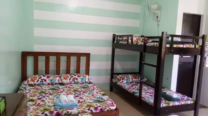 Chic Apartment-jace - Lucban