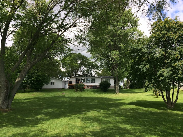 Sugar Point Chalet - Brighton