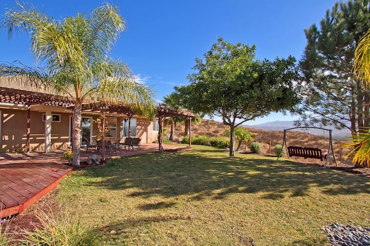 Linda Rosea Hill Top Villa Wine Country View Home - Temecula, CA