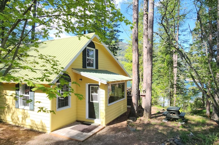 Garfield Bay Cottage -Both Levels W/hot Tub - Hope, ID