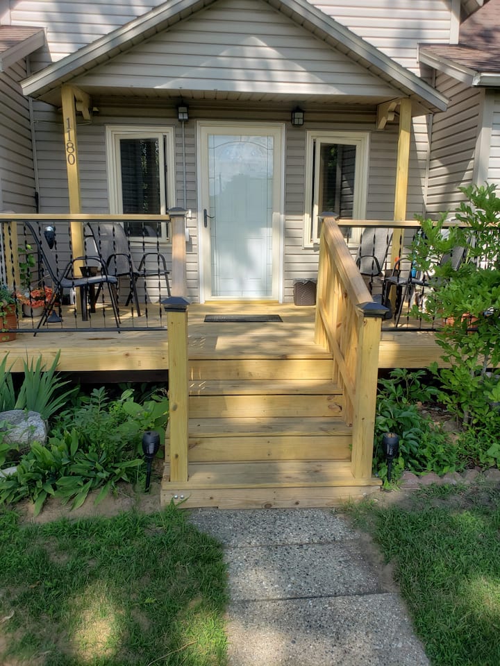 Four Beaches Getaway In Benton Township