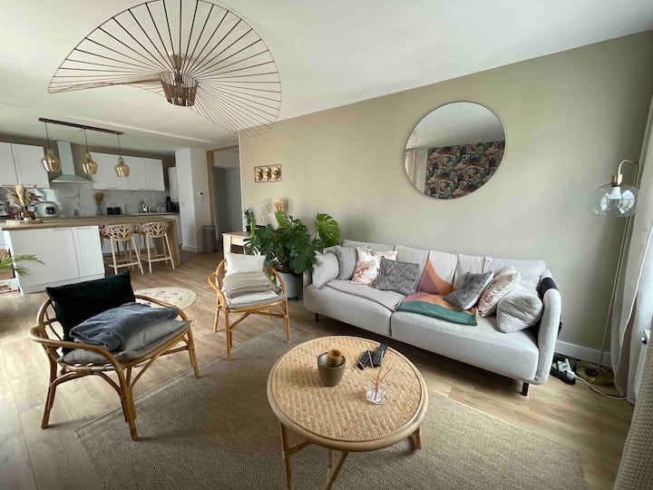 Appt 100 M2 - Terrasse - Gare Part-dieu - Lione