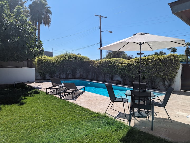 Group-friendly: ~Heated~pool, 2 Kitchens - Tempe, AZ